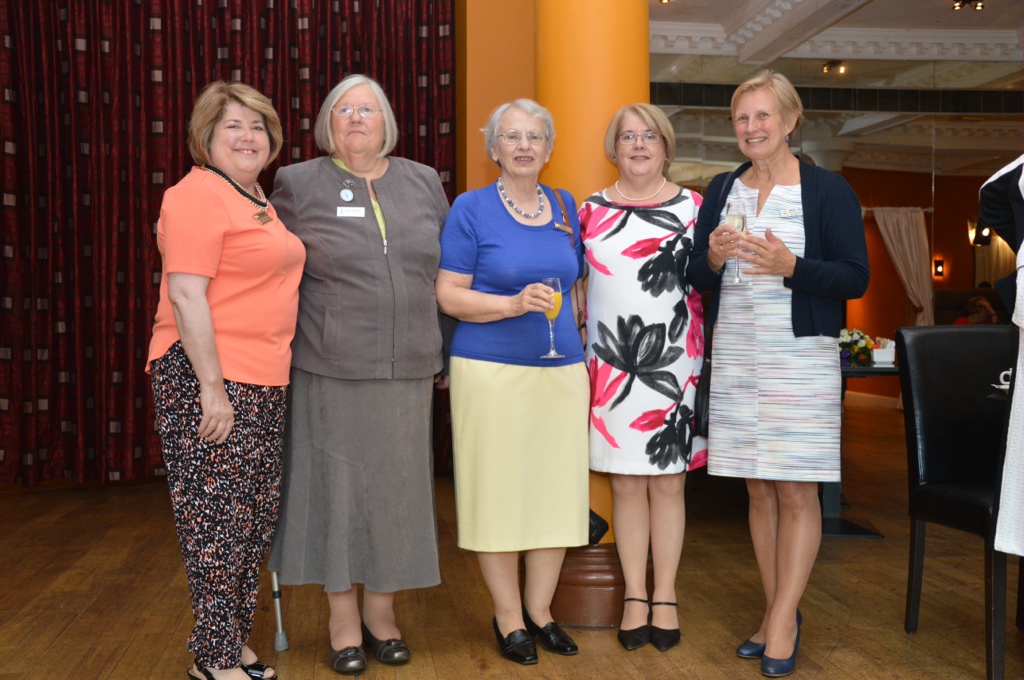 SI Immediate Past President - Ann Garvie's Tea Party | News | Blog ...