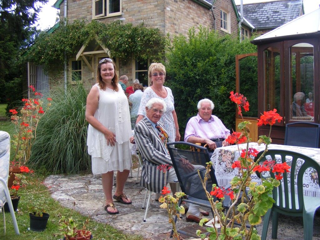 Sunny afternoon tea for the elderly | News | Blog | Events | SI Poole ...